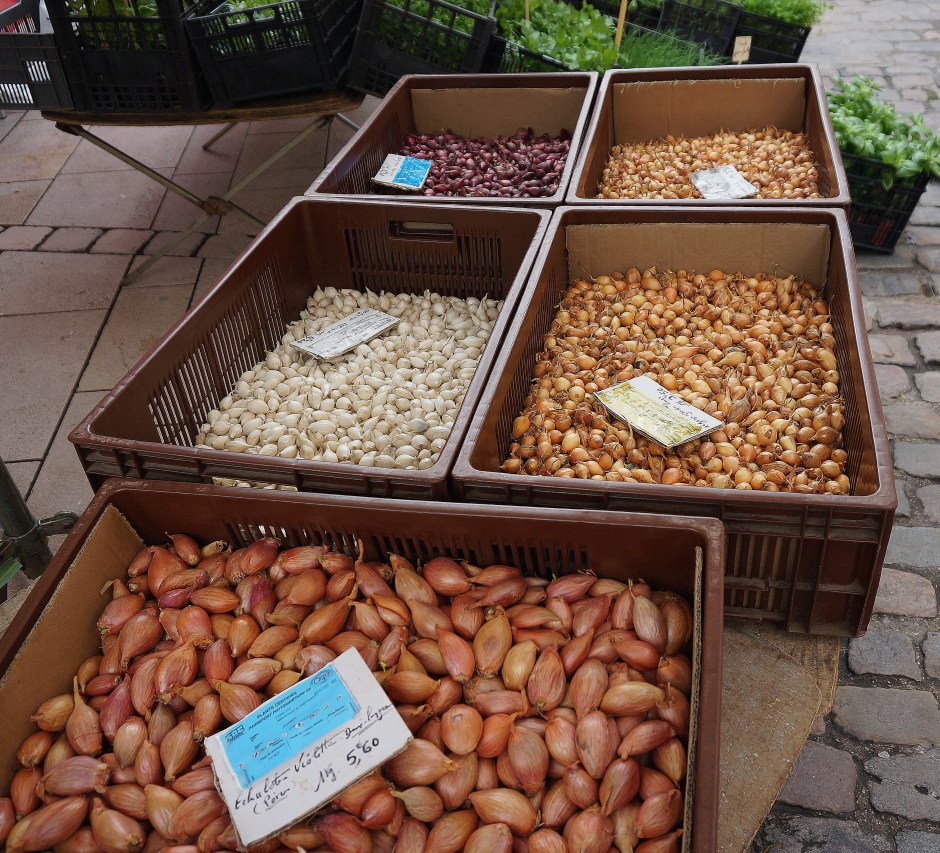 Market Day in Beaune – Food is Travel